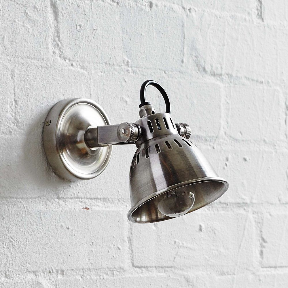 Retro wall lights – classic midcentury and industrial designs