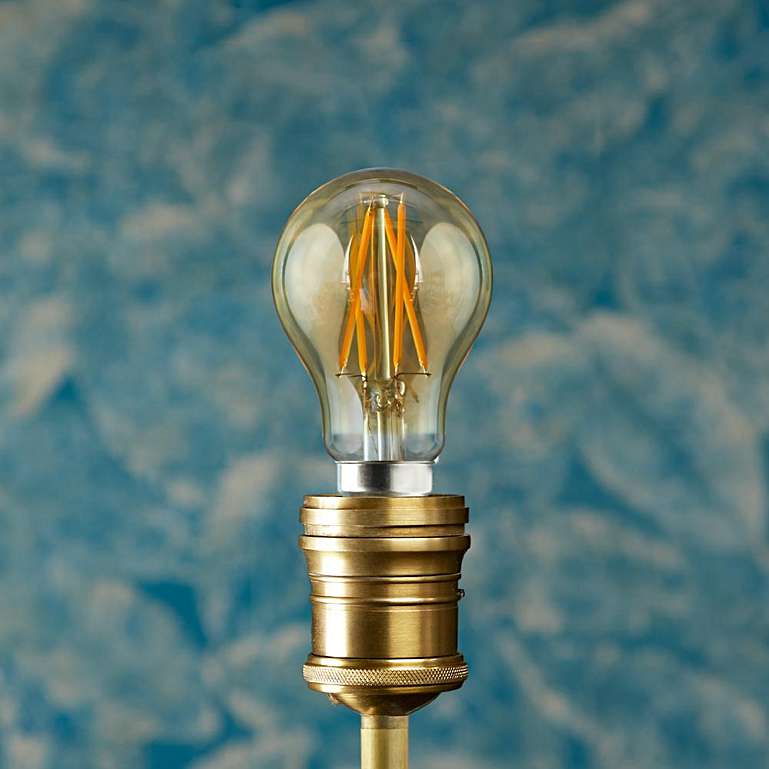 Stylish lightbulbs for designer lamps – a buyer’s guide