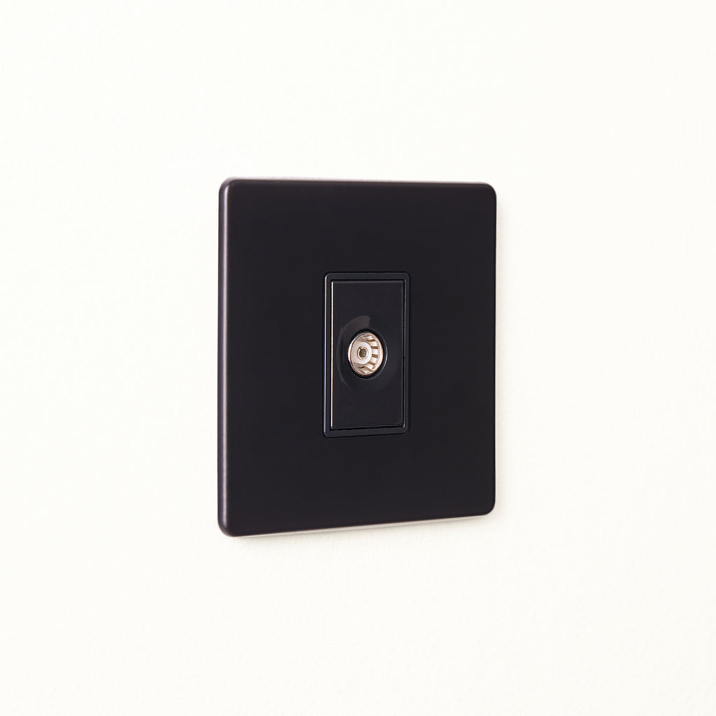 Florence Coaxial socket single outlet in black