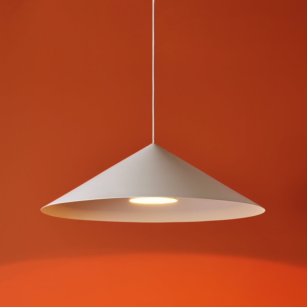 Regular Denali Pendant in white