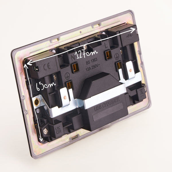 Florence two gang switched SP socket and dual USB outlet in brass