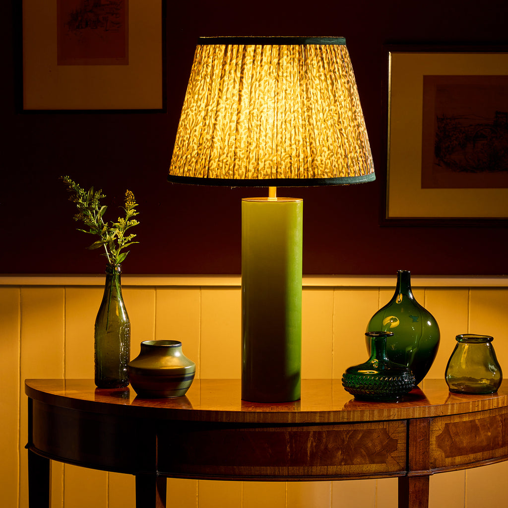 Burl Table Lamp in Green