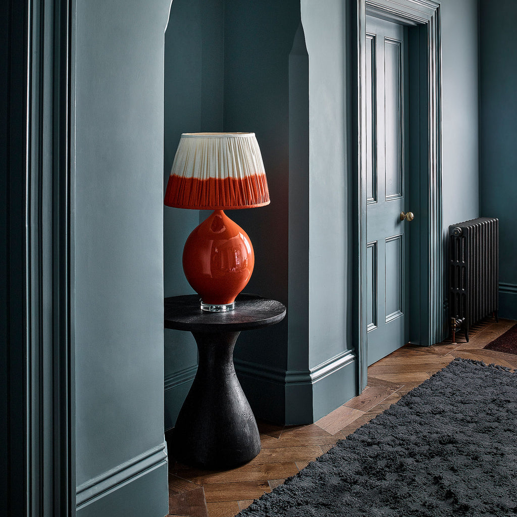 Kilda table lamp in orange ceramic