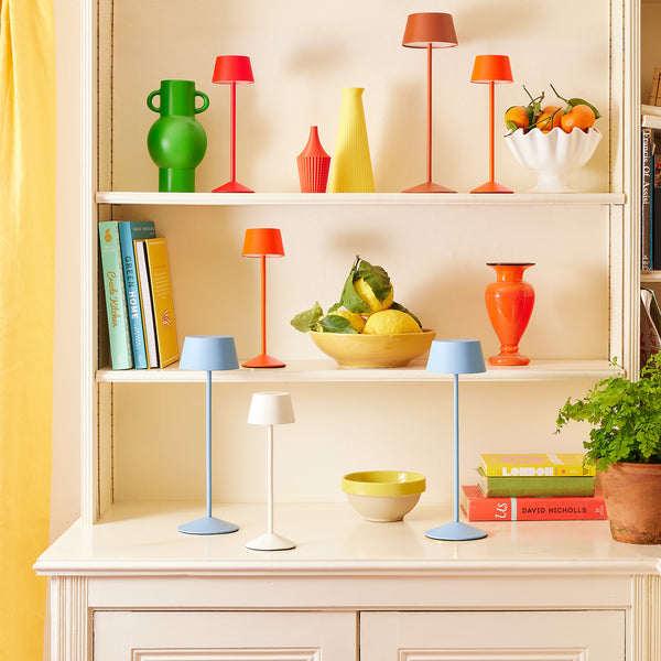 Scoon rechargeable table lamp in rust