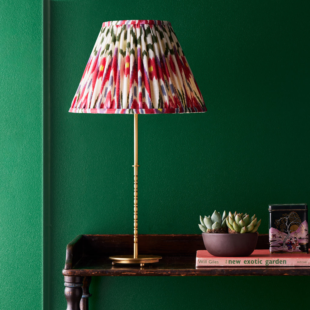 Valentin rechargeable table lamp in brass