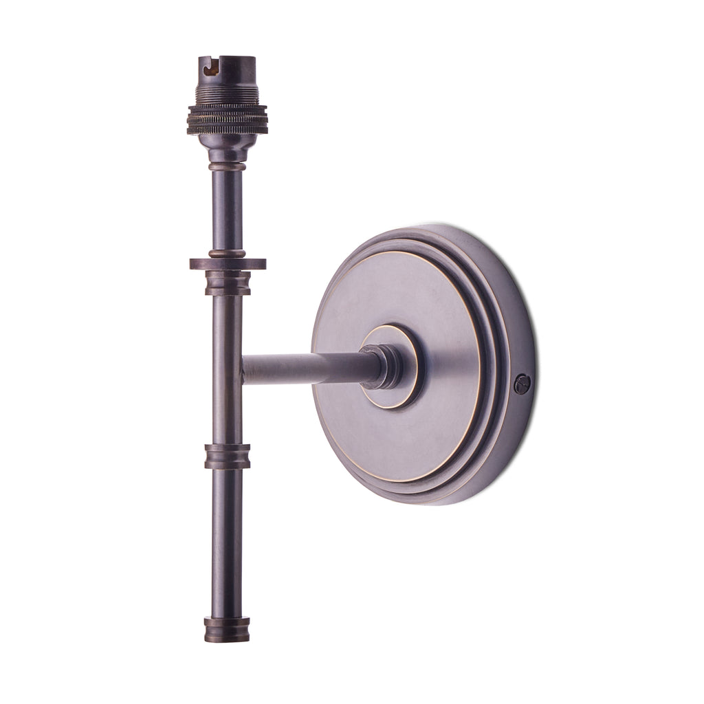 Single Chukka Wall fitting in bronze