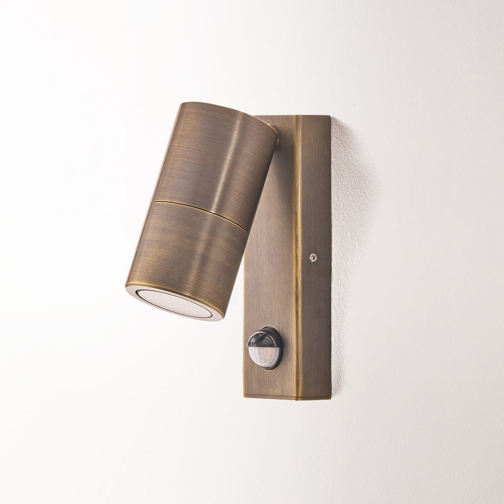 Motion sensor portreath IP65 adjustable pillar light in bronze
