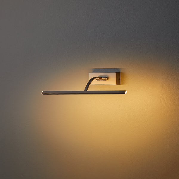 Dimmable smaller Blake picture light in bronze