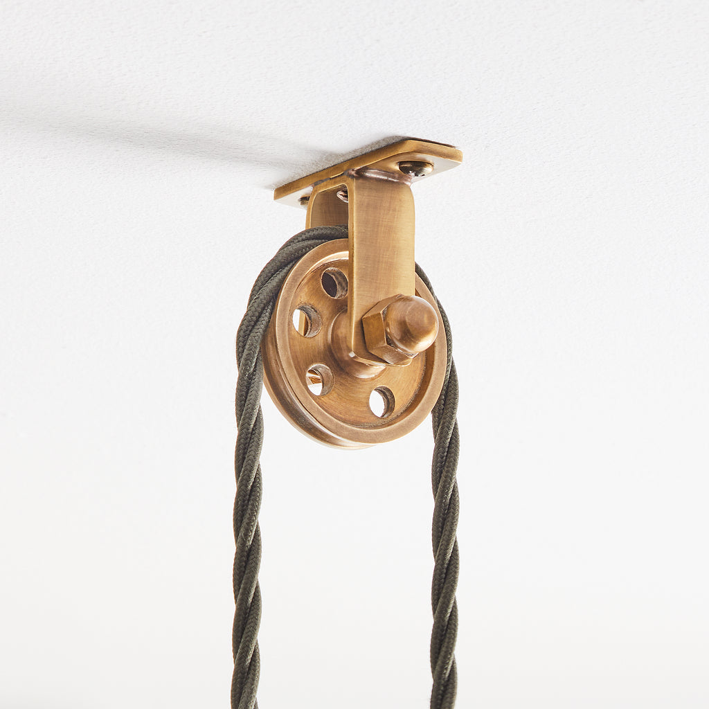 Equilibrium double rise and fall pendant set