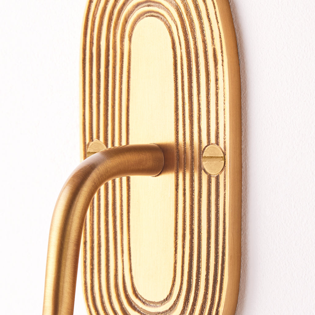 Loop Wall Fitting in Brass