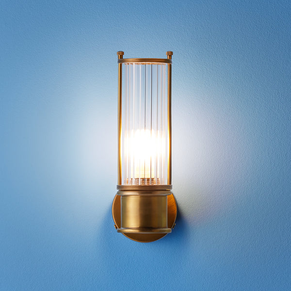 Smaller Hunter IP44 Rated Wall Light: A Petite Elegance