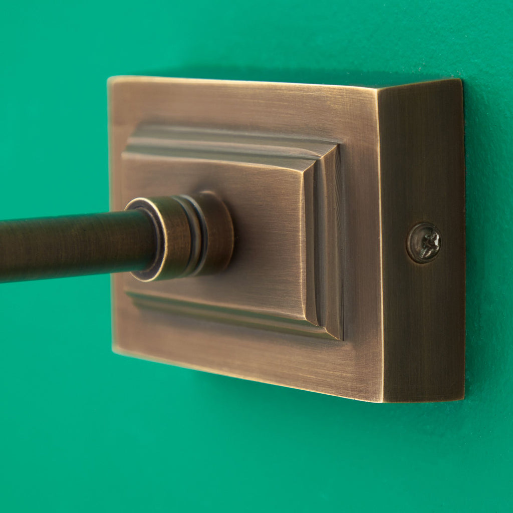 Larger Pitcheroo picture light in bronze