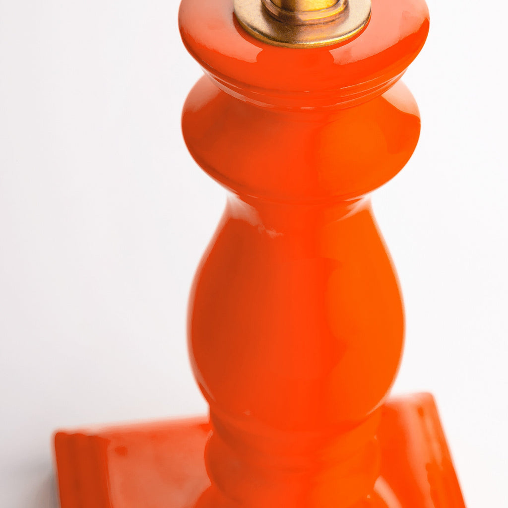 Wilma table lamp in orange