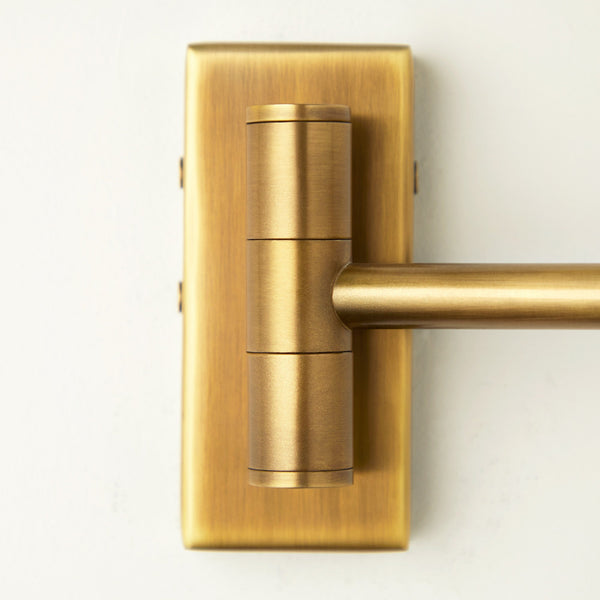 Lacey Wall Fitting in Brass: A Symphony of Brass Elegance